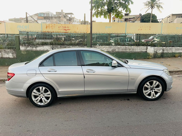 Vendo mercedes benz Maputo - www.soboladas.co.mz