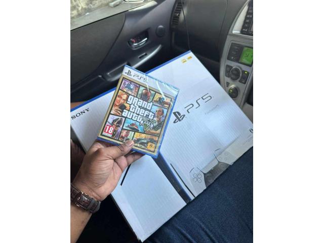 PS5 slim 1TB SSD + 1 Jogo ( GTA 5 ) selado Maputo - www.soboladas.co.mz