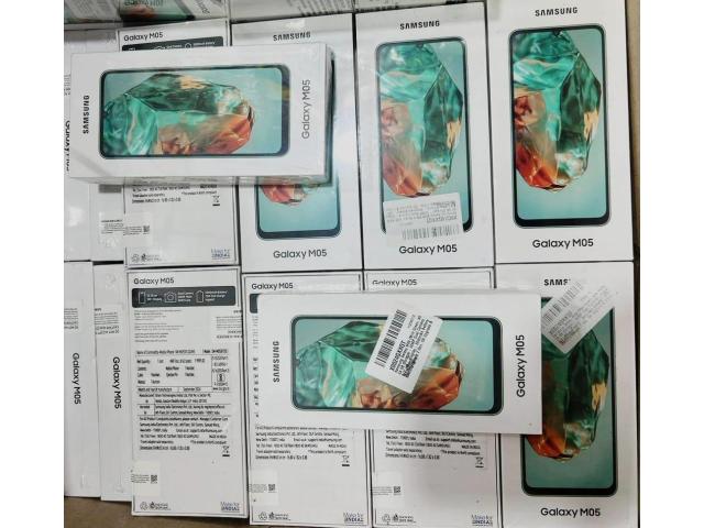 Samsung M05 4/64GB dual SIM novos selados Promoção Maputo - www ...