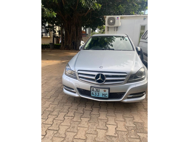 Vendo mercedes benz c200 Maputo - www.soboladas.co.mz