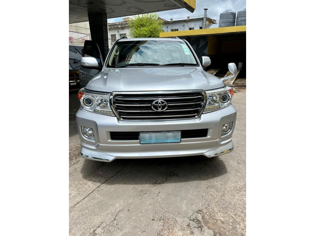Vendo toyota land cruiser Maputo - www.soboladas.co.mz