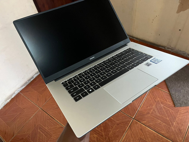 Laptop Huawei Matebook i3-10Gen. Maputo - www.soboladas.co.mz