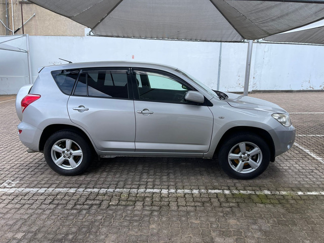 Vendo toyota rav4 Maputo - www.soboladas.co.mz