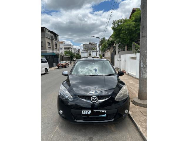 Mazda Demio 1.5 Maputo - www.soboladas.co.mz