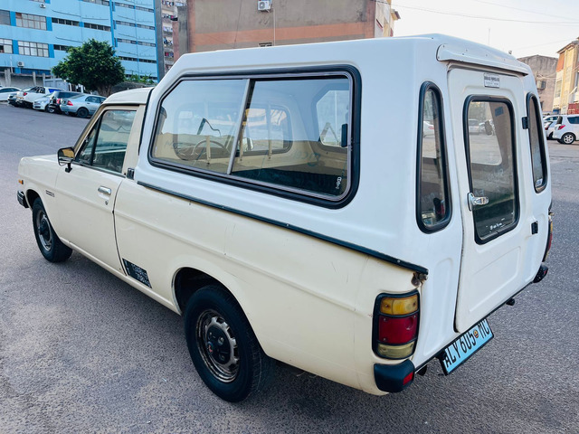 Vendo nissan champ Maputo - www.soboladas.co.mz
