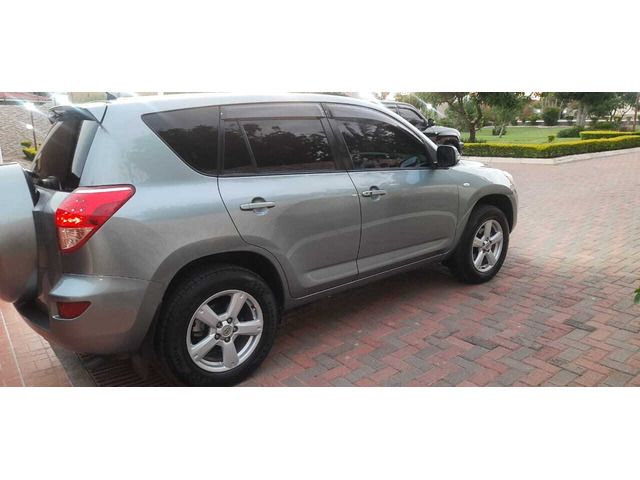Vendo toyota rav4 Maputo - www.soboladas.co.mz